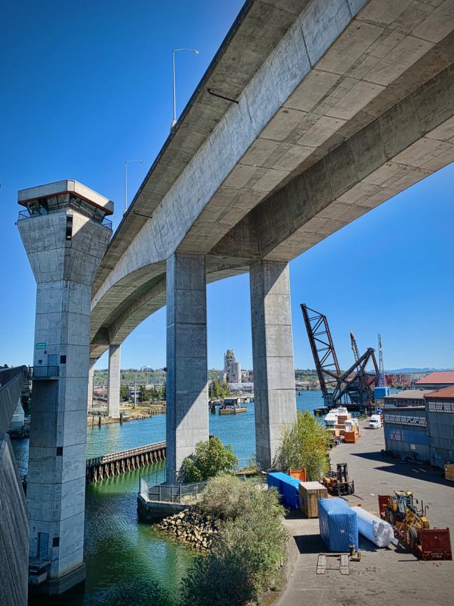 Cost benefit analysis on repair/replace of West Seattle Bridge ...